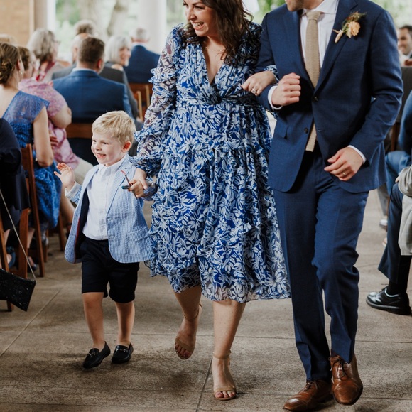 Badgley Mischka | Dresses | Badgley Mischka Blue Floral Midi Dress ...